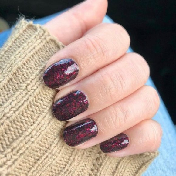 Color Street | Makeup | B3g2 Color Street Nail Stripsrussian Around ...